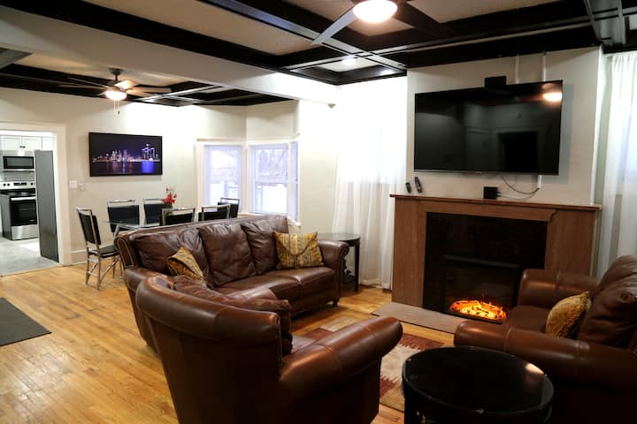 The Detroit Connection - Detroit