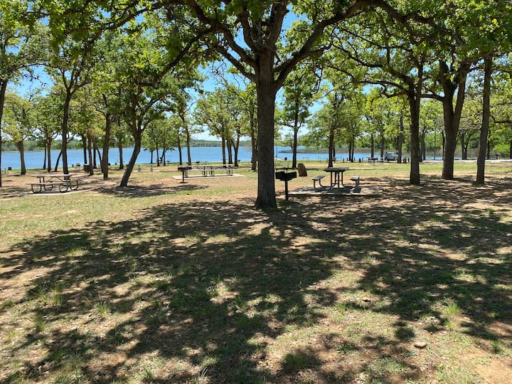 Brand New, Country Guest House - Bastrop, TX