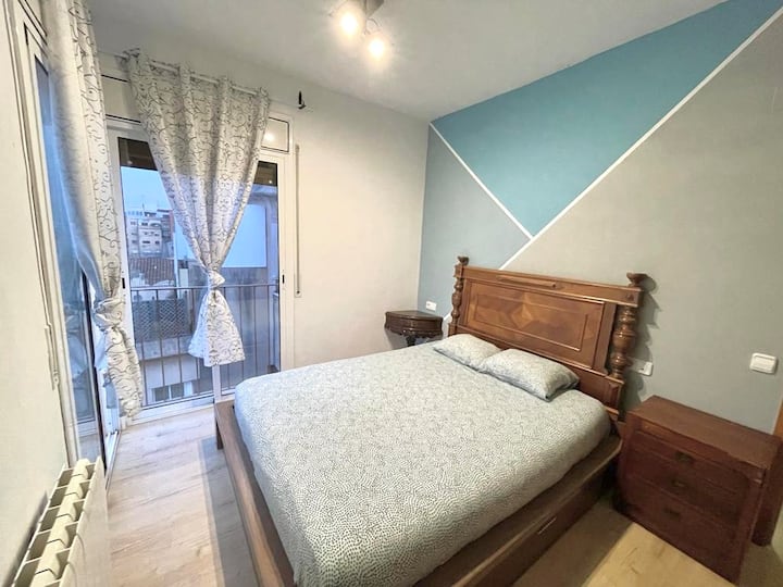 Habitación Cerca De Playa, Metro Y Tren/ac - Badalona