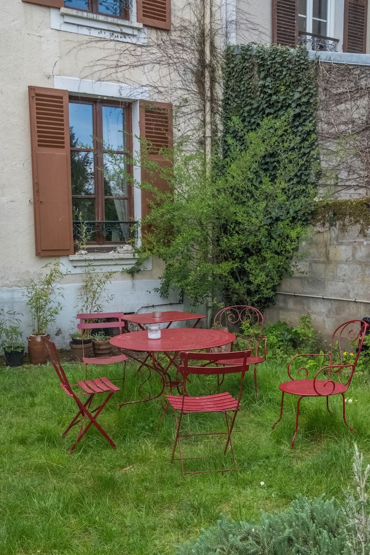Très Belle Maison 180m2 Avec Jardin 300m2 - Fontainebleau