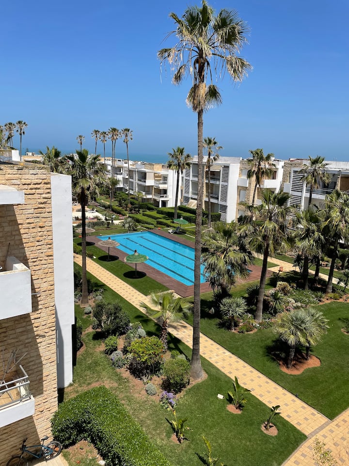 Beachside Charming Apartment - Portugal