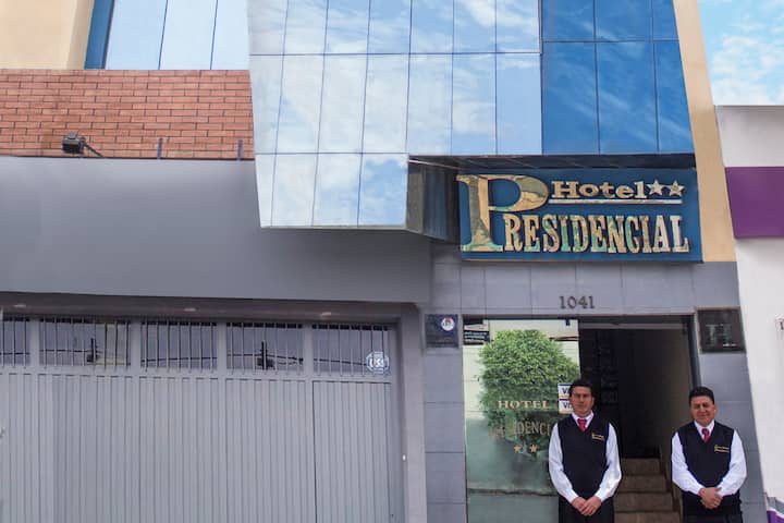 Bienvenidos A Hotel Presidencial - Chiclayo