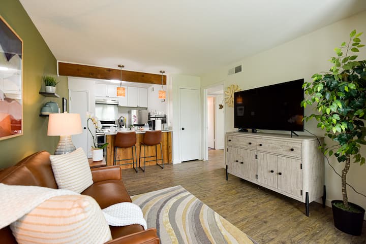 New Unit 301, Toluca 98 - Dallas, TX