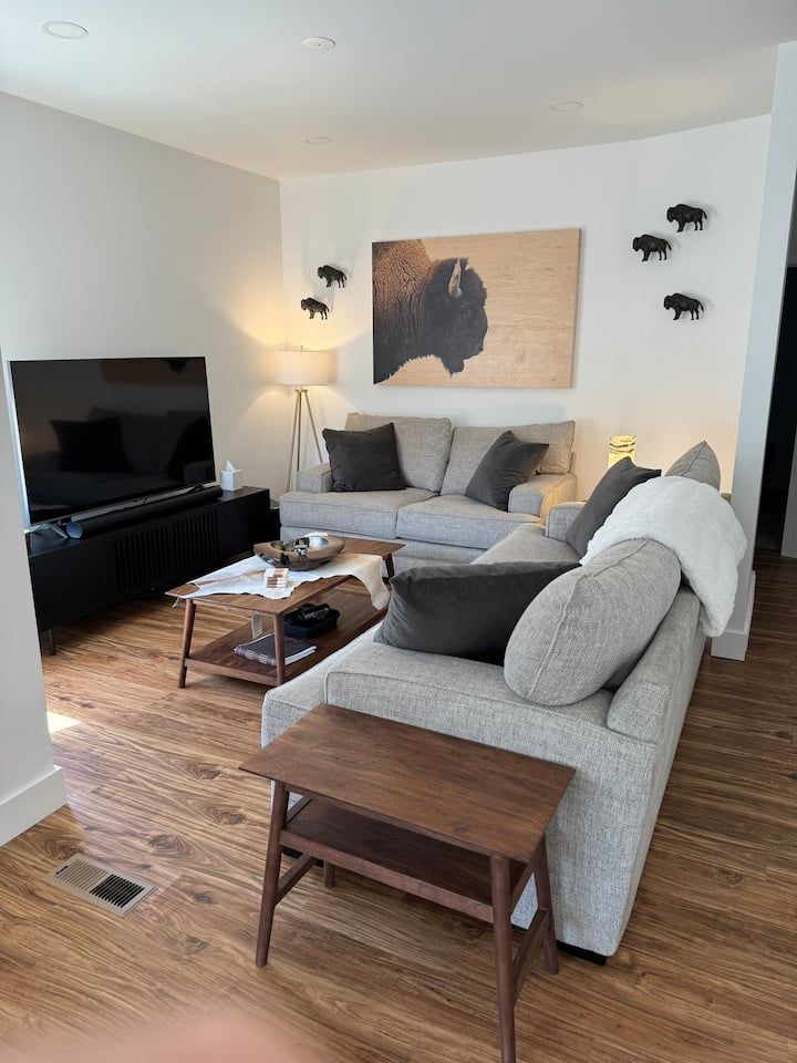 Buffalo Themed Shop Home - Casper, WY