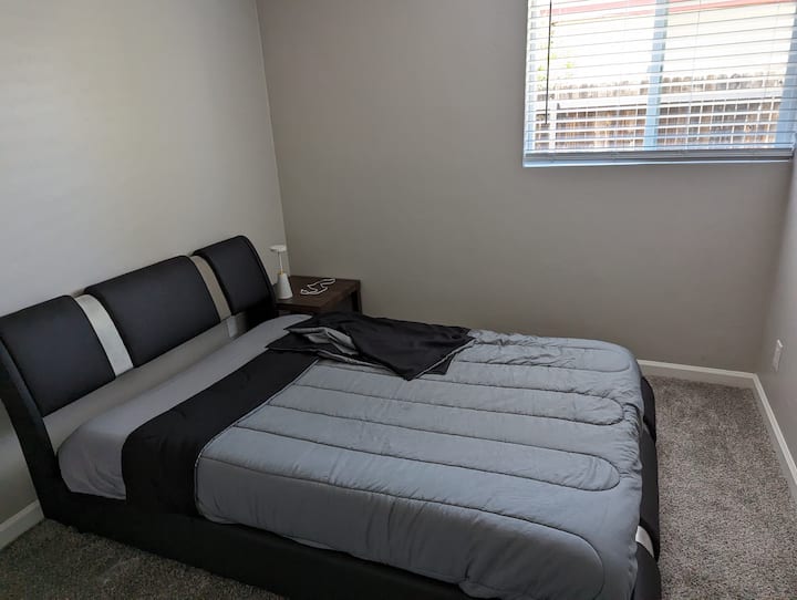 Nice Room With Shared Bathroom - Tucson, AZ