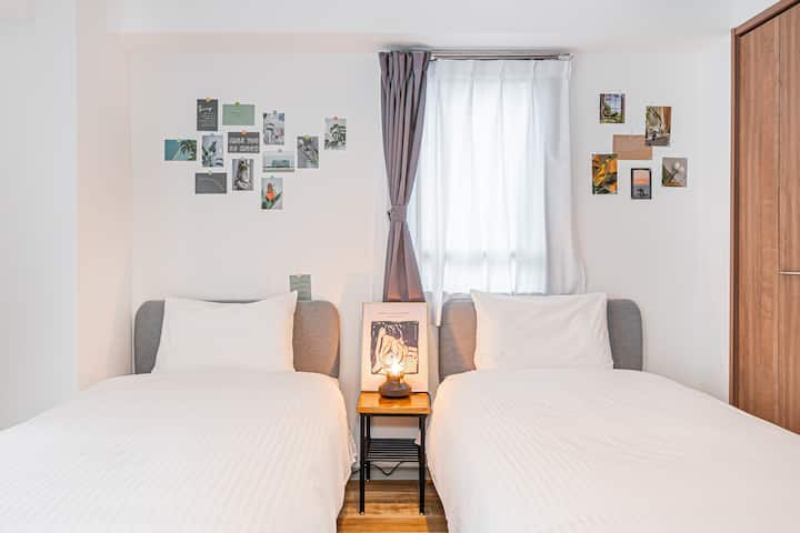 新房限时促销！全新1k公寓-501：电梯/2单人床/洗衣机/电视/浴室烘干/wifi/东武晴空塔线 - Tokyo