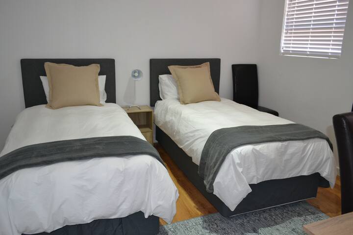 4 Kiaat Suites - Stilfontein