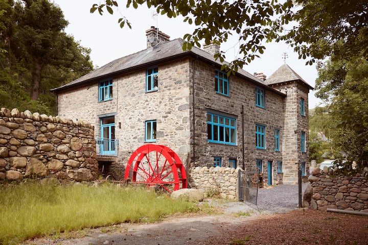 Ty Pandy Eclectic Luxury Family Unique In Rowen - Conwy