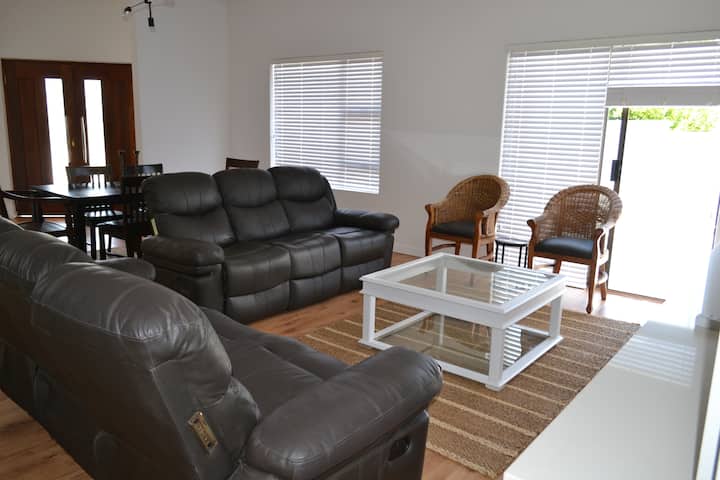 11 Kiaat Suites - Klerksdorp