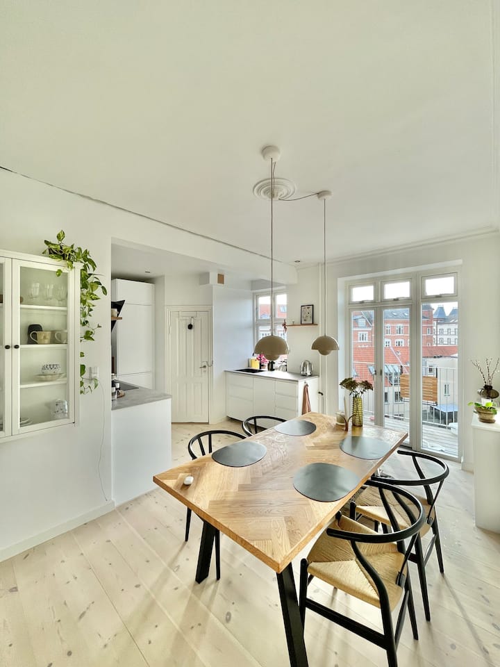 Ny Renoveret Lejlighed - Aarhus