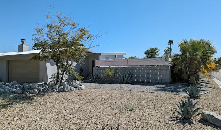 Tulum Inspired Suite,queen Bed,bath,kitchen & Pool - Palm Springs, CA