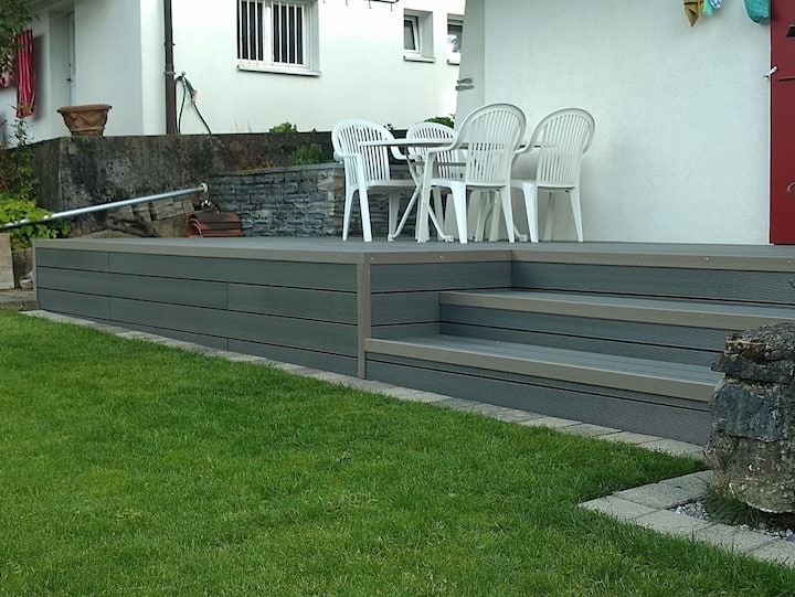 Chalet Mit Blick Auf See - Spiez