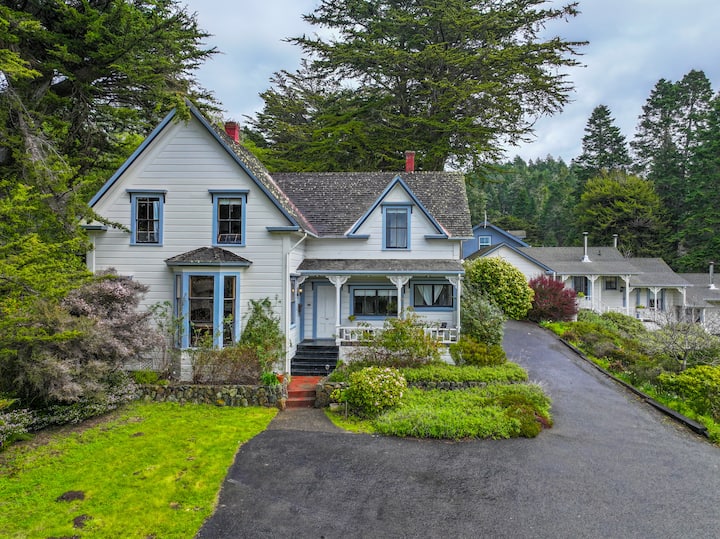 Creekside Room - Mendocino, CA