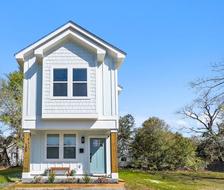 Downtown
Onetreehill Bridgeview Walktoliveoak - 威爾明頓