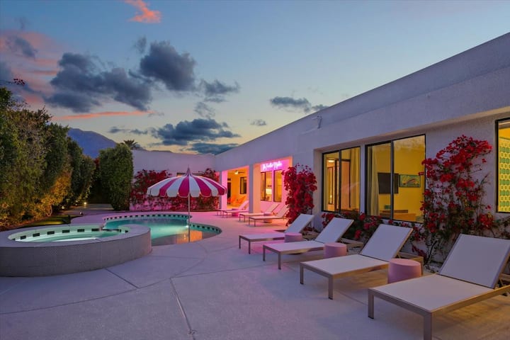 Bachelorette Weekend, Coachella, Stagecoach - Palm Springs