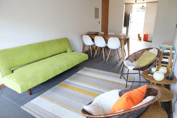 Apartamento En Valparaíso, Apacible En C° Alegre. - Valparaíso