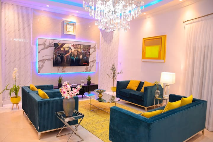 App Lumineux Et Spacieux  Boulevard-gombe - Kinshasa
