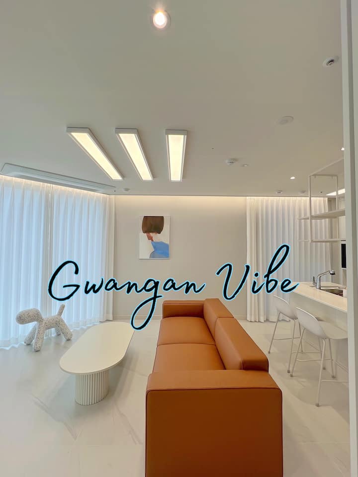 광안 바이브.18 #광안리해변 10초전 #침실2 # 포토스팟 #감성 시티뷰 - Busan