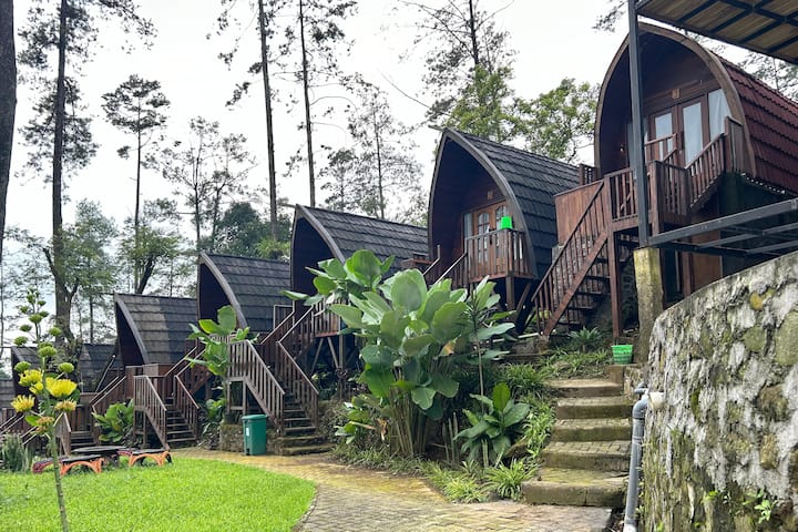 Forest Escape Cabin • Wooden Stay In Pacet - Pacet