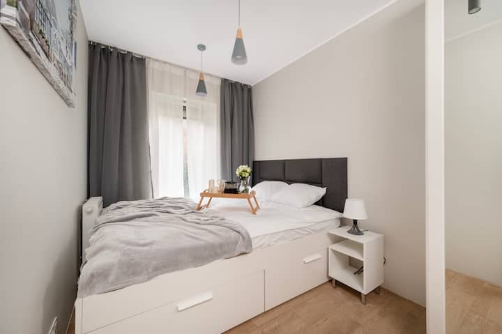 Hideaway Apartment - Terrace With Garden & Parking - Łódź