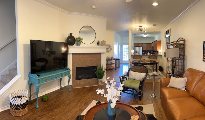 Lubbock Townhouse - Lubbock, TX