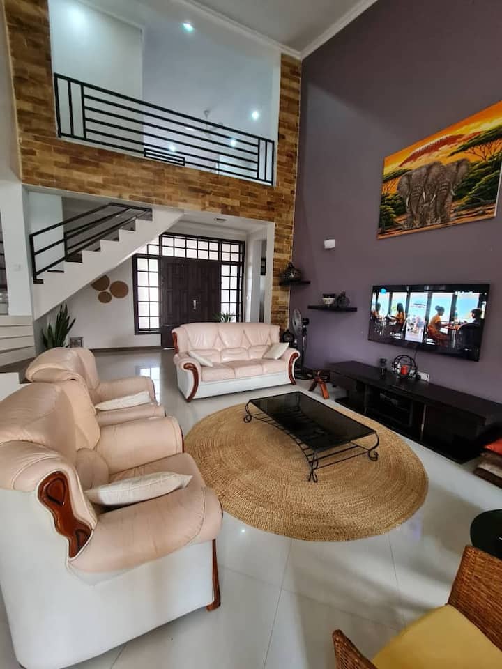 Dar-luxe Villa - Dar es Salaam