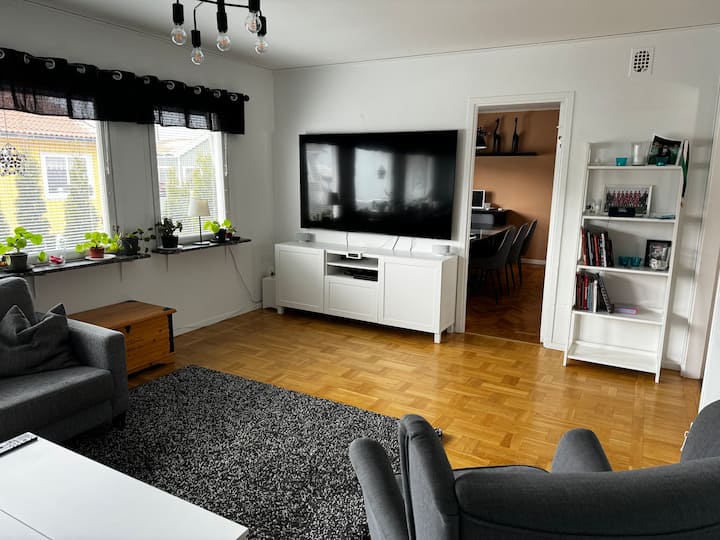 Mysigt Flerfamiljshus Nära Stan - Stockholm