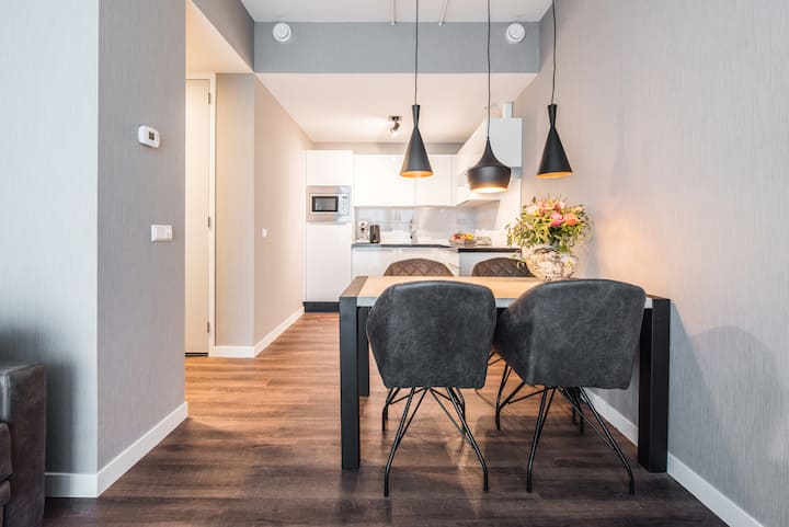 Numa | 1 Bedroom Apartment With Balcony & Sofa Bed - Amsterdam