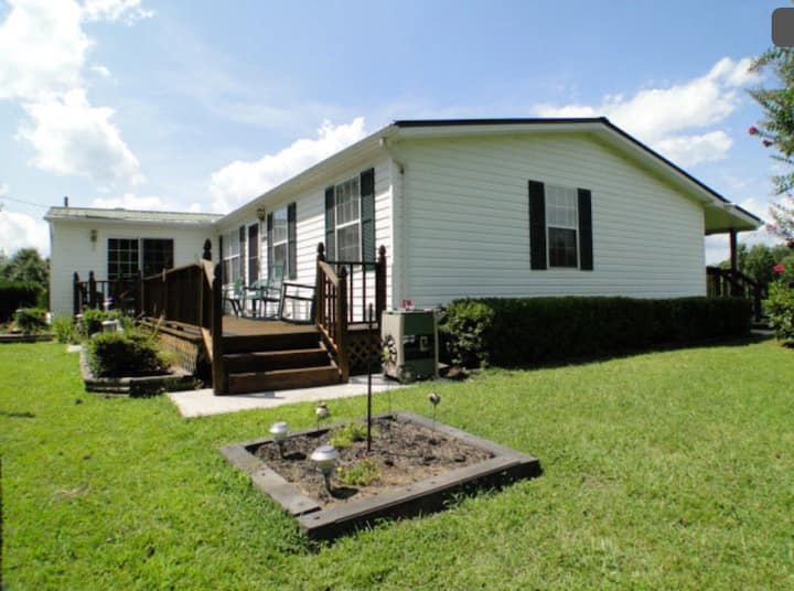 Troy's Mountain Retreat - Franklin, NC