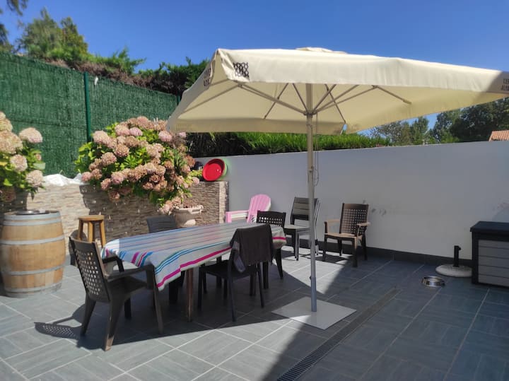 Maison Avec Grande Terrasse - Piscine - Hendaye