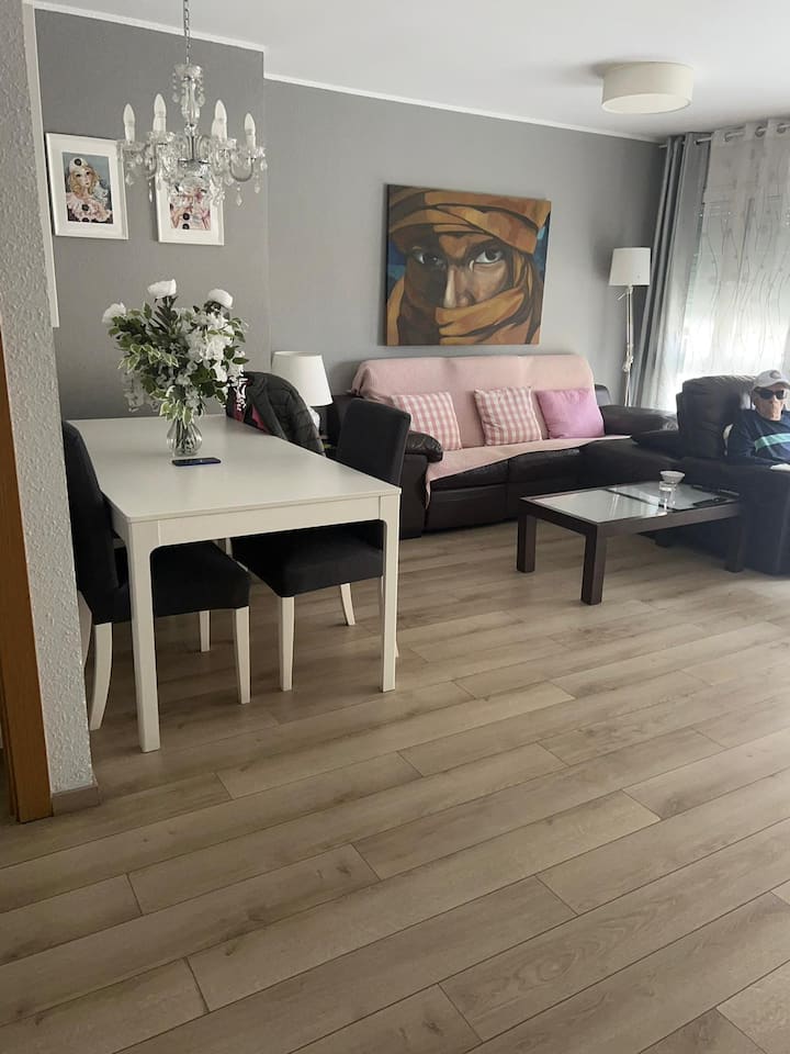 Habitación Junto Centro Bcn - Badalona