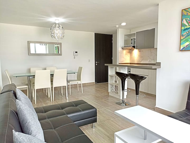 Grupo Benago / A Few Steps Away From Bolívar Ave - 아르메니아