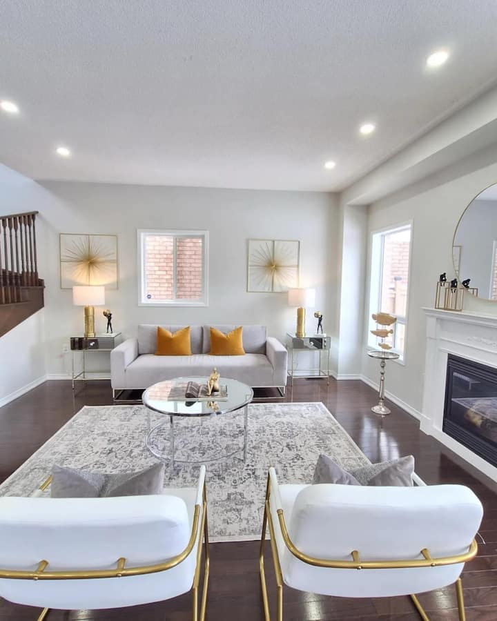 Family Friendly Home - Oshawa