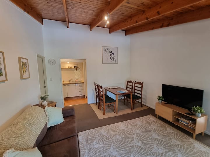 Family Friendly Farmstay - Bluegum Suite - Beaudesert