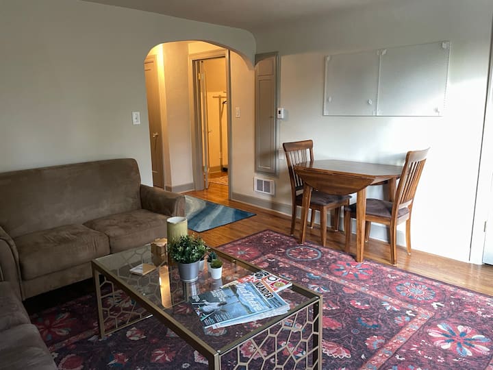 Renovated Gu One Bedroom - Spokane, WA
