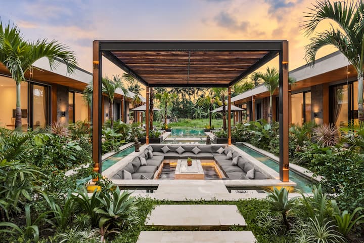 Lychee 6br Ubud Family Villa W/infinity Pool & Gym - Bali