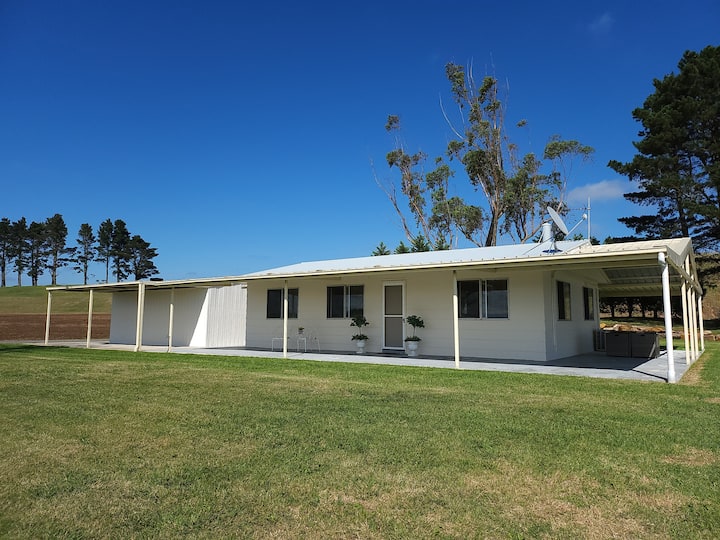 Bendooley Farm Cottage - Berrima
