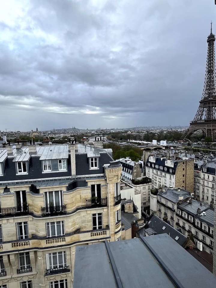 Goodguest-studiotrocadérotour Eiffel Bailmobilité - Paris