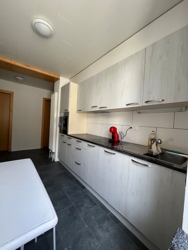 Petite Chambre Dans Appartement - Neuchâtel