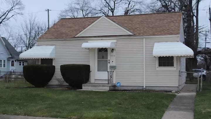 Vonnie's Cozy Corner - Berea, OH