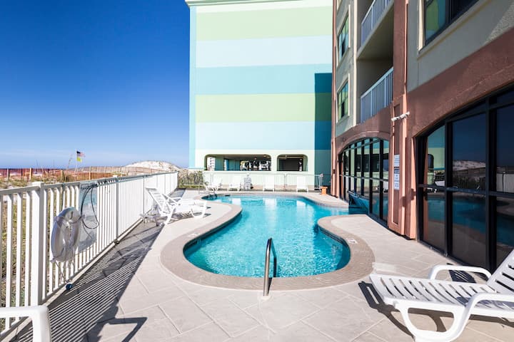 Sleeps 10|oceanfront|heated Pools & Hot Tub|w/d - Gulf Shores, AL