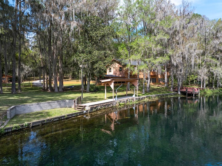 Rainbow River Estate On Blue Run - Rainbow Springs, FL