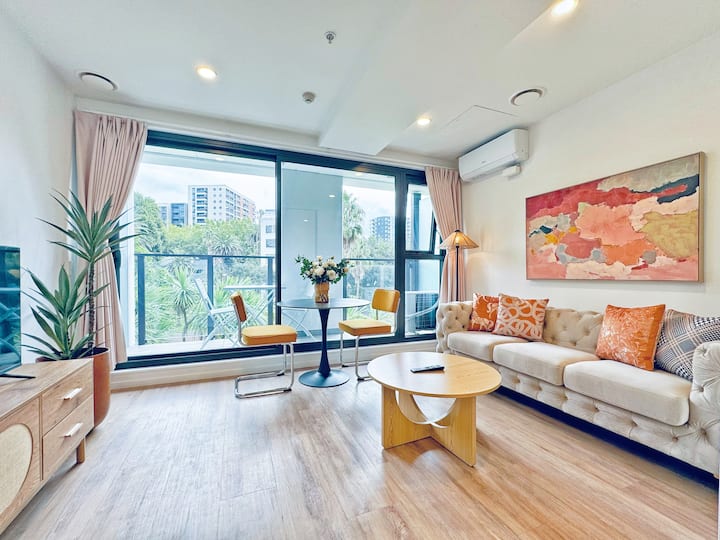 Rare Find Retreat Ac 1b Parkside View Vs Sky Tower - Auckland