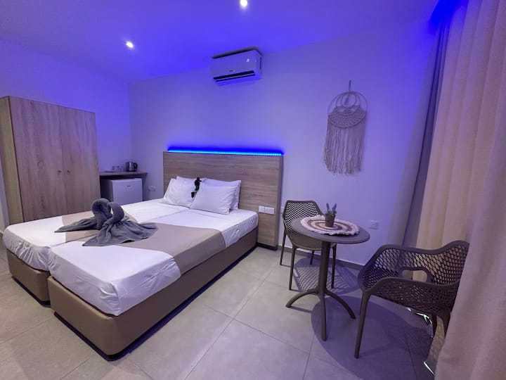 Sun Plaza - Superior Room, Patio & Pool Access - Ayia Napa