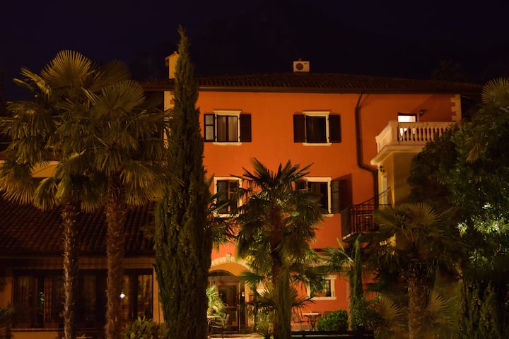 Residence Segattini Quadrilocale 2c 8p. - Ledro