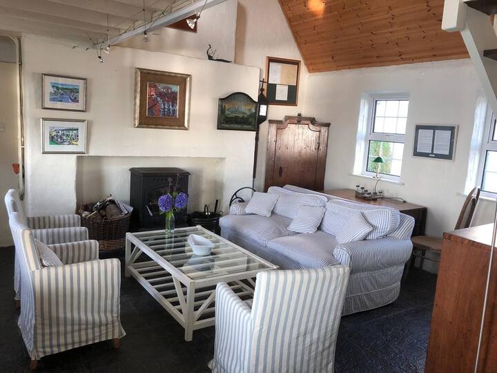 Peaceful Seaside Home Fronting The Atlantic Ocean - Skibbereen