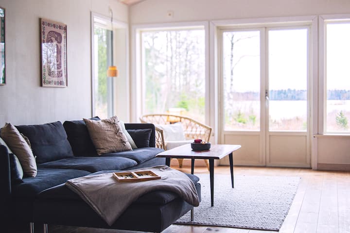 Hus Vid Vattnet Nära Stockholm - Östhammar
