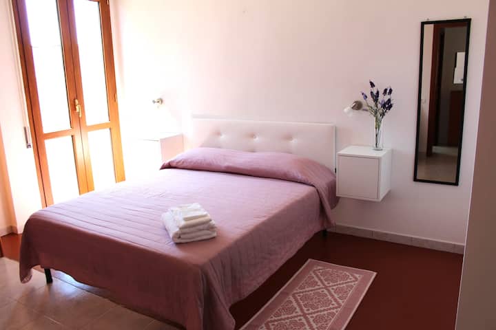 Poesis Room 2 Km Dal Mare! Alloggio Privato Bagno - Sardinia