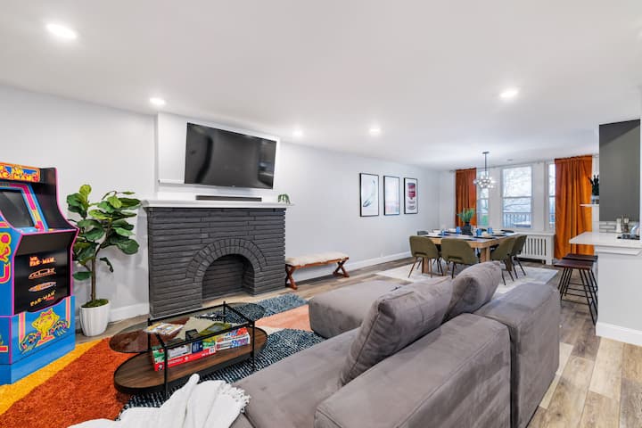 Spacious 4br Mt. Washington | Gym + City Views - Pittsburgh
