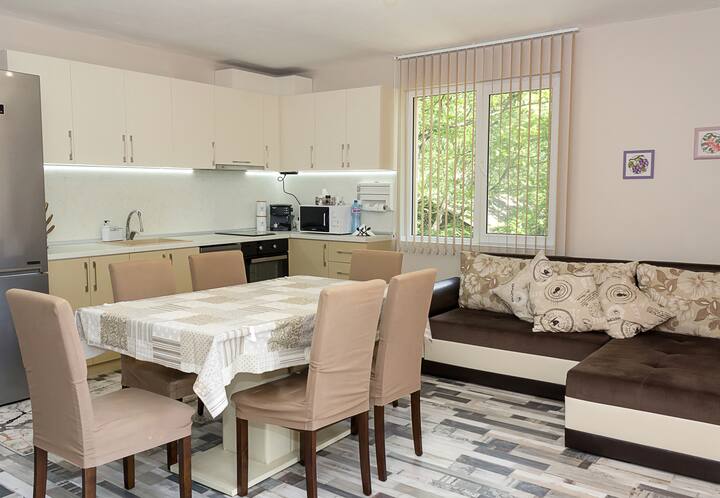 Golden Sands Cozy Retreat - Varna
